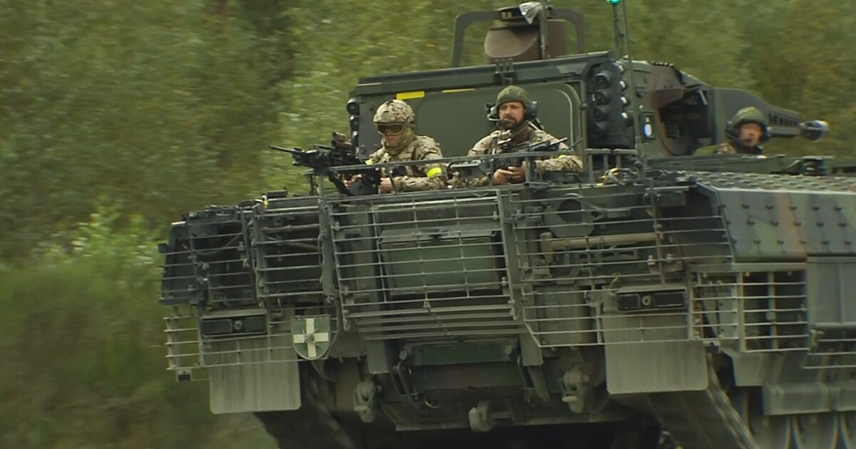 88 neue Panzer: Sondervermögen der Bundeswehr landet in der Region ...