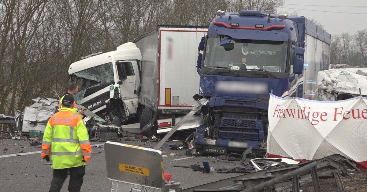 UPDATE: Tödlicher Unfall auf der A93 mit LKW | Oberpfalz TV